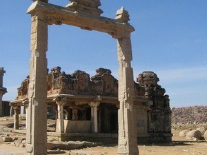 37 Best Places to Visit in Hampi, Things to Do & Sightseeing (2024)