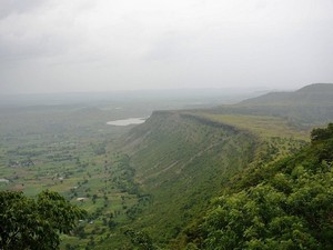 18 Best Hill Stations in Maharashtra (2025)