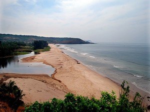 Malgund Beach, Ganpatipule - Timings, Water Sports, Activities, Best ...