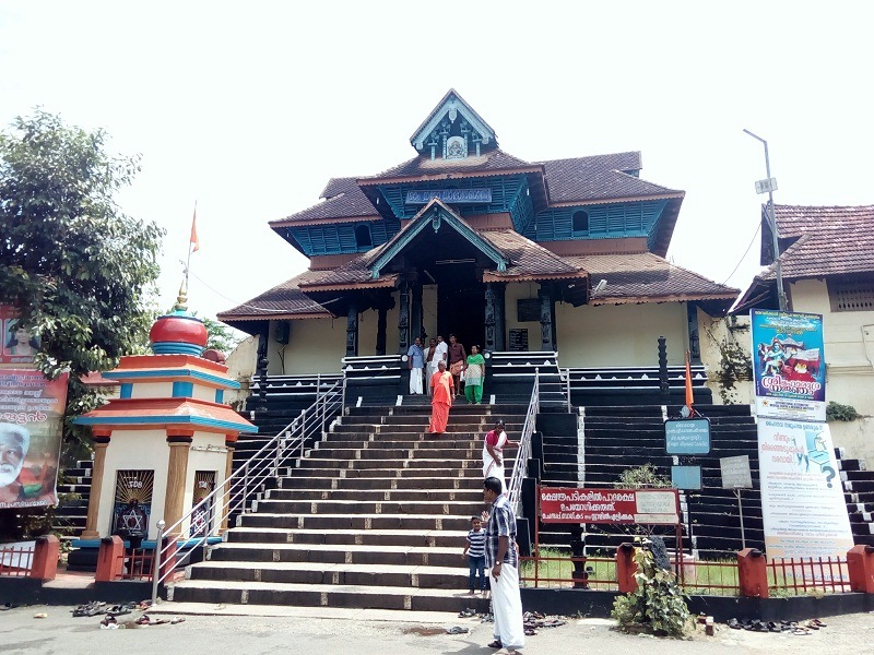 Aranmula Parthasarathi Temple, Pathanamthitta - Timings, History ...