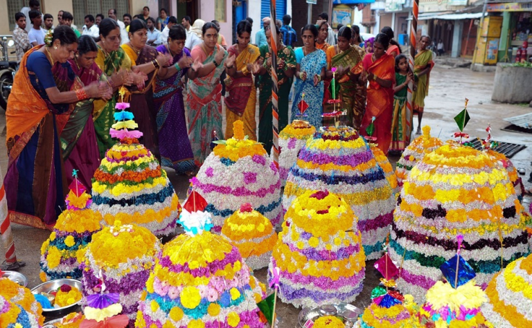 12 Spectacular Festivals in September in India | Trawell.in Blog