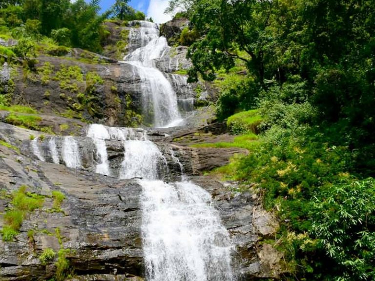 7 Splendid Waterfalls near Munnar | Trawell.in Blog