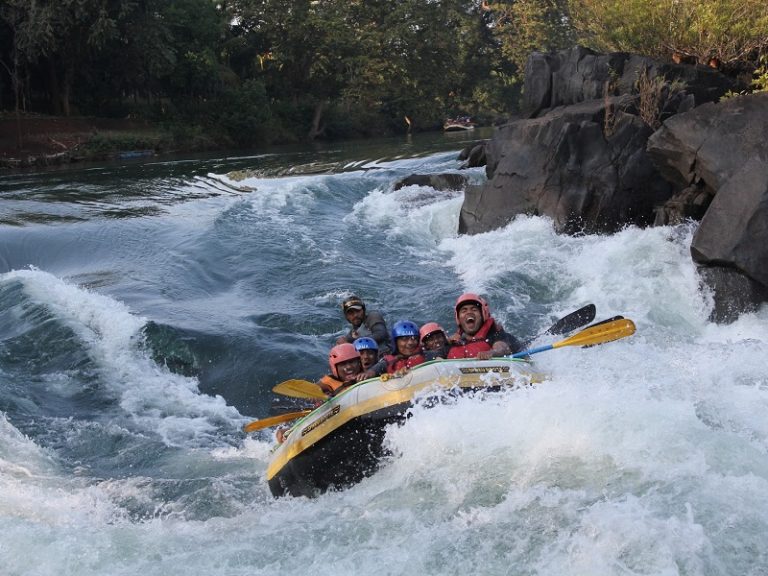 Thrilling Water Sports to Try in Udupi | Trawell.in Blog