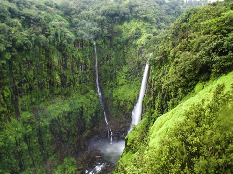 6 Refreshing Waterfalls in Mahabaleshwar | Trawell.in Blog