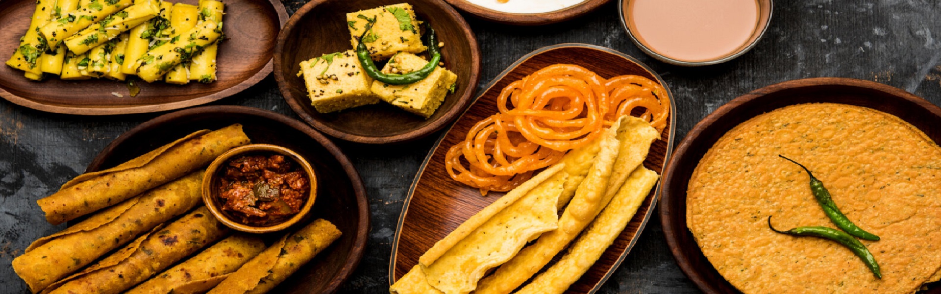 15 Amazing Gujarati Dishes Everyone Must Try | Trawell.in Blog