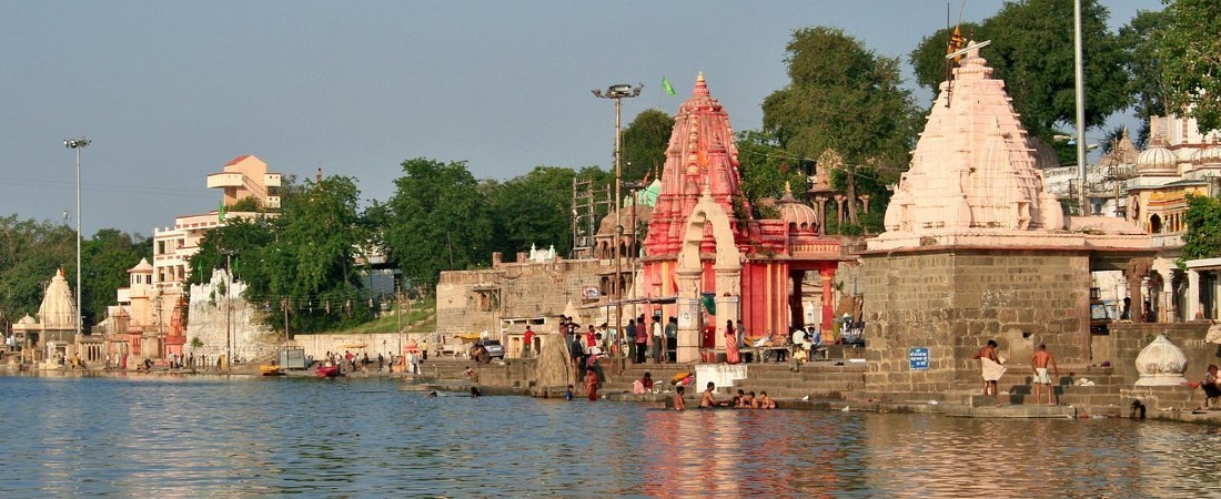 12 Best Pilgrimage sites near Indore | Temples near Indore