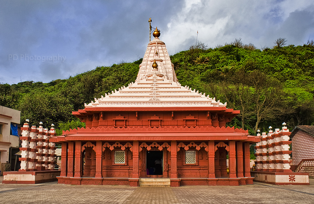 12 Best Pilgrimage sites near Kolhapur | Temples near Kolhapur